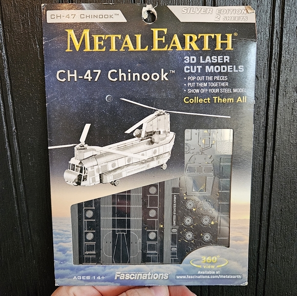 Metal Earth | Toys | Ch47 Chinook 3d Modeling Kit | Poshmark